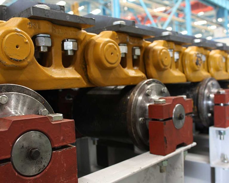 Apron Feeder: Basics, 3 Types, 4 Features, 5 Diffs, 6 Pros